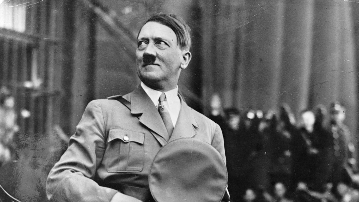 Afirman que Adolf Hitler sufría un trastorno sexual que lo perseguía ...